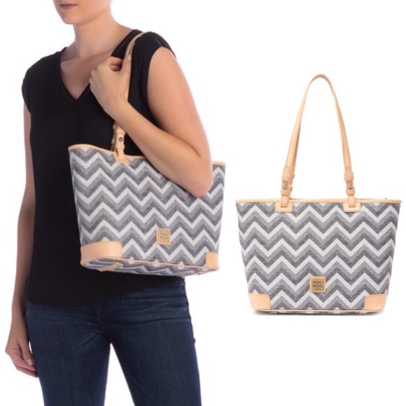 Dooney & Bourke | Bags | Dooney Bourke Chevron Small Leisure Shopper ...